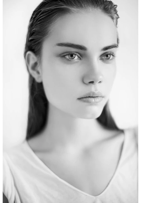 Daria Piot | Fashion Model Management srl
