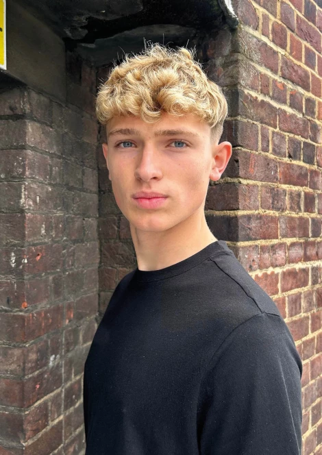 Reuben | Fashion Model Management srl